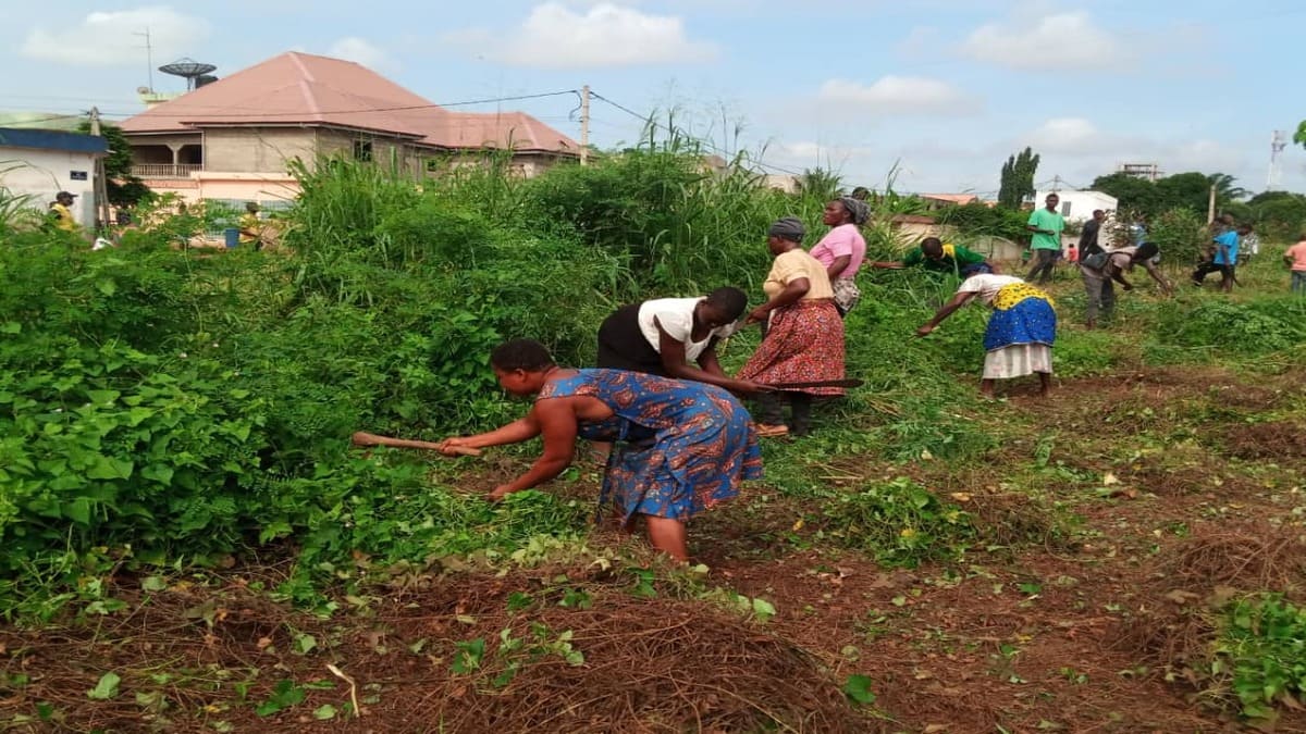 Togo-Santé : Une opération de salubrité organisée au CMS de Tchébébé